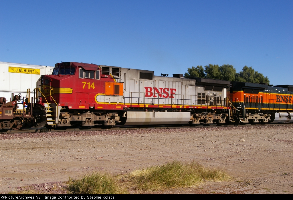 BNSF 714